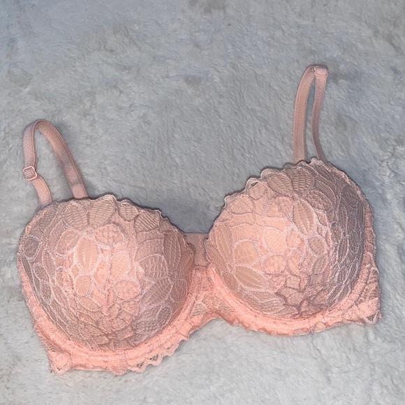PINK Victoria's Secret | Intimates & Sleepwear | 32dd Victorias Secret ...